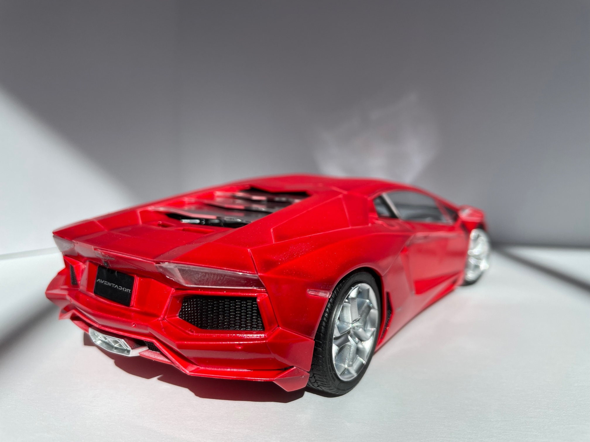 Lamborghini Aventador- Detailed Plastic Scale Model- 1/24 Scale - Etsy