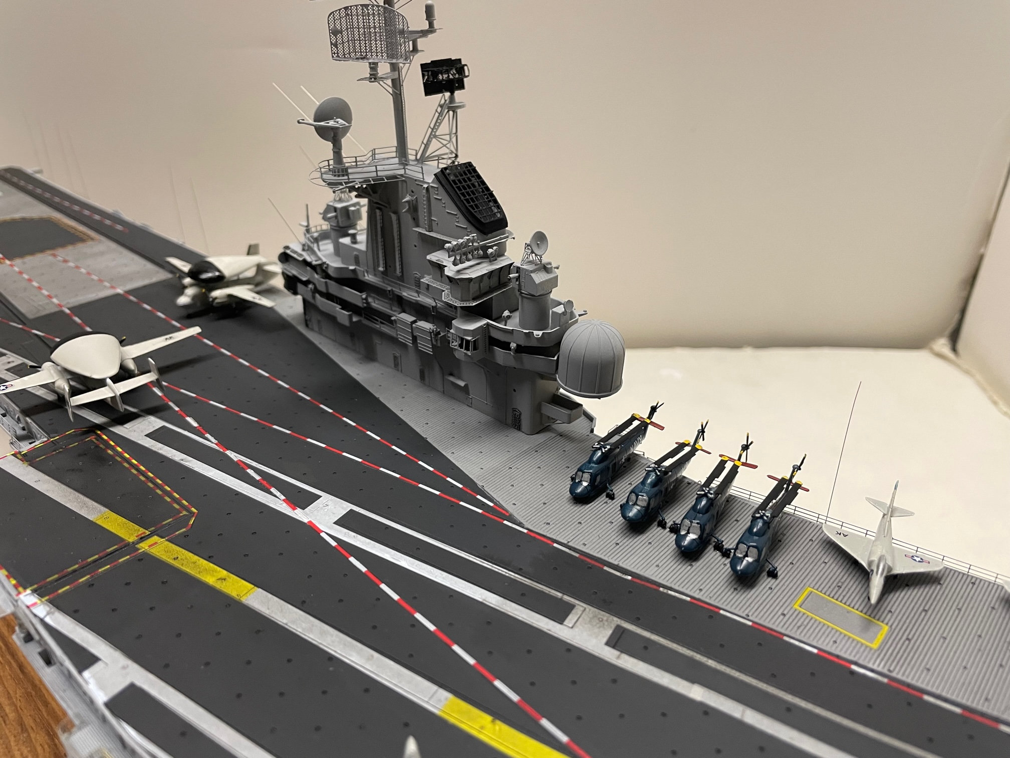 USS Intrepid Cvs-11detailed Ship Model 1/350 Scale - Etsy