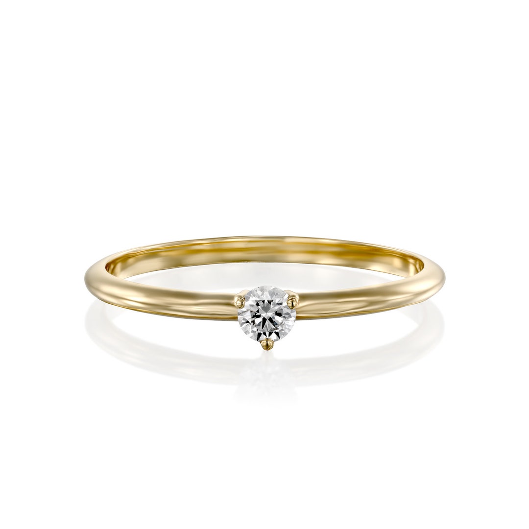 Anillo minimalista, anillo de compromiso con diamantes, anillo apilable ...