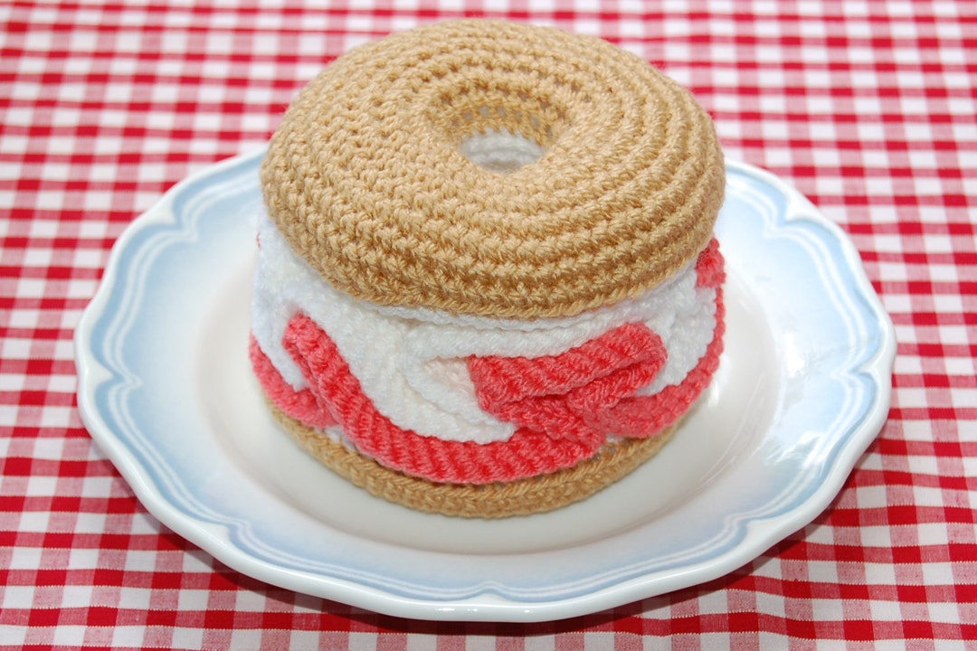 Crochet Bagel Pattern: Salmon & Cream Cheese Toy Food (PDF Pattern) - Etsy