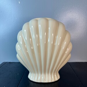 Vintage Large Ceramic Beige White Conch Shell Vase Planter Beautiful ...