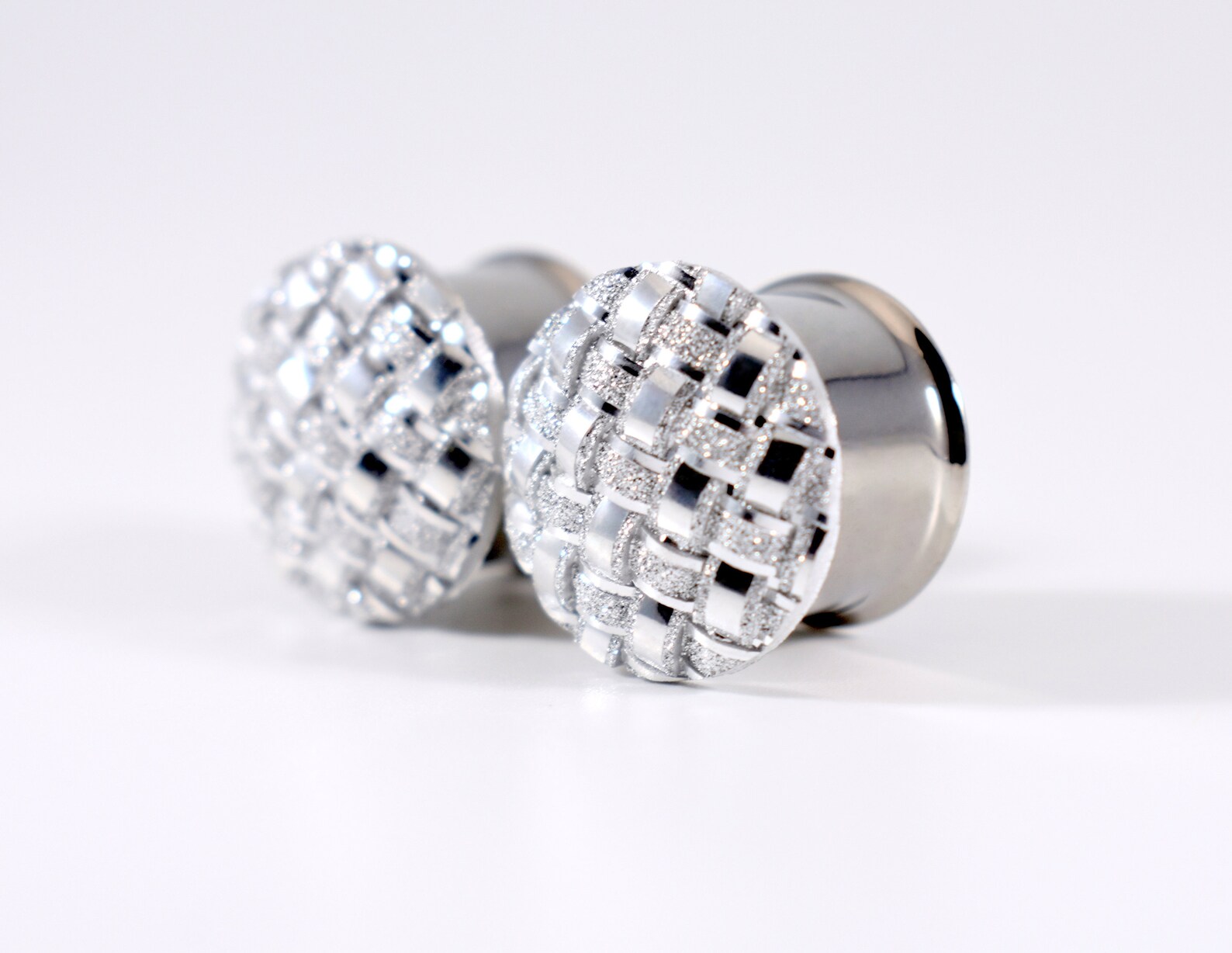 Plugs - Silver Cross Hatch Weave 9/16 In, 5/8 in and 3/4 In - Etsy