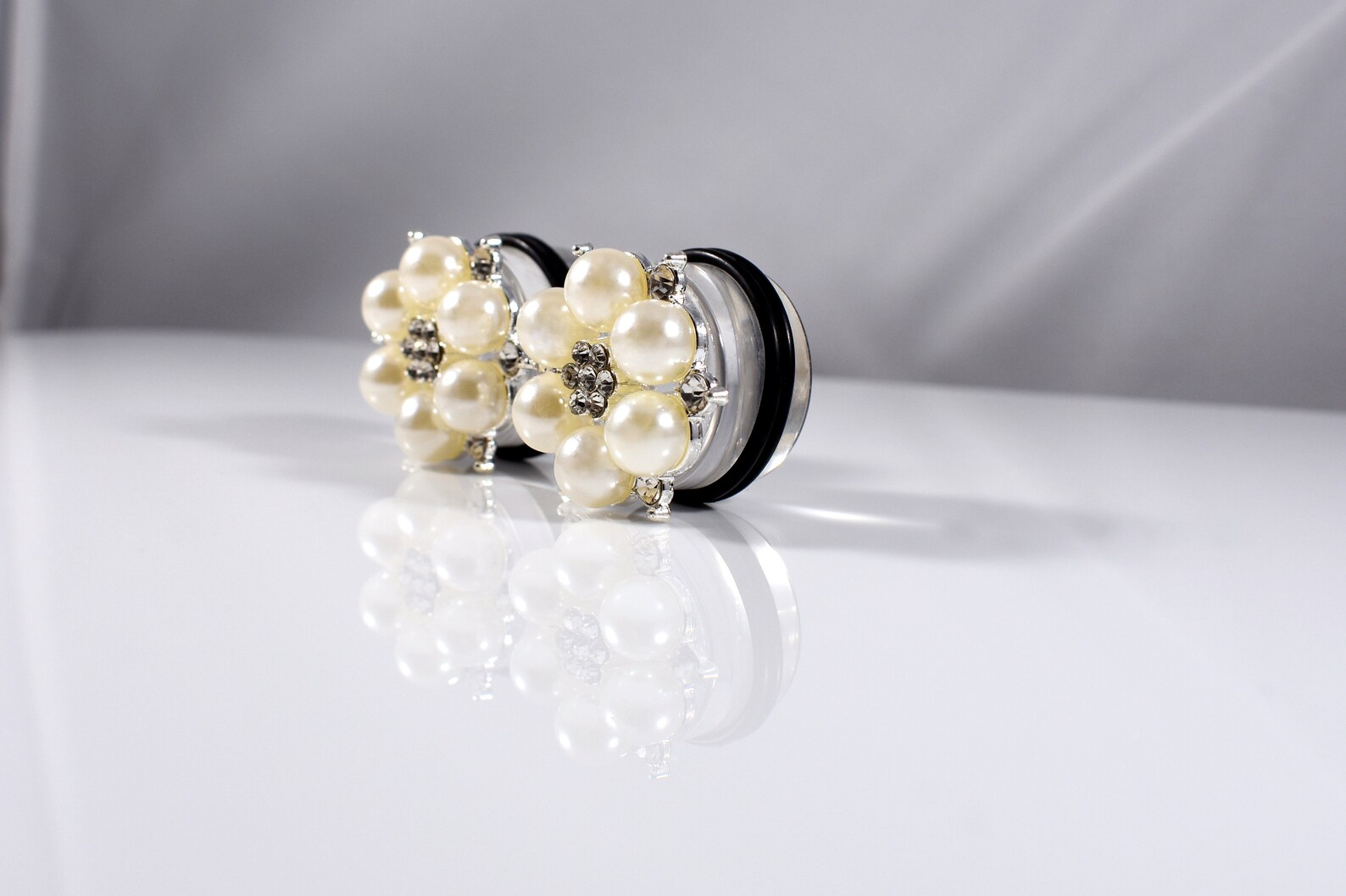 Gauges Plug Earrings Silver Pearl and Rhinestone Classy - Etsy