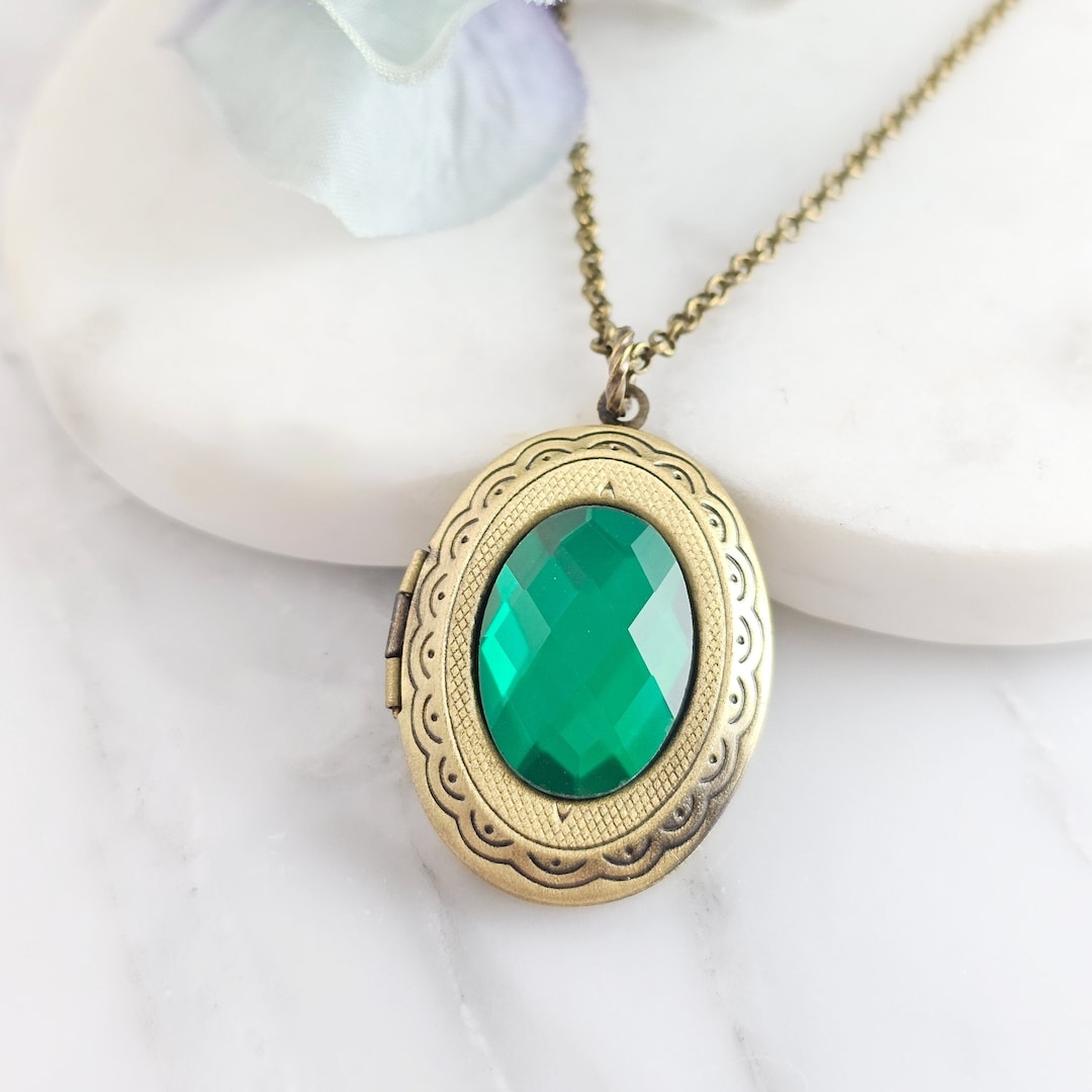 EMERALD Crystal Locket Gold Oval Picture Locket, Green Oval Cabochon ...