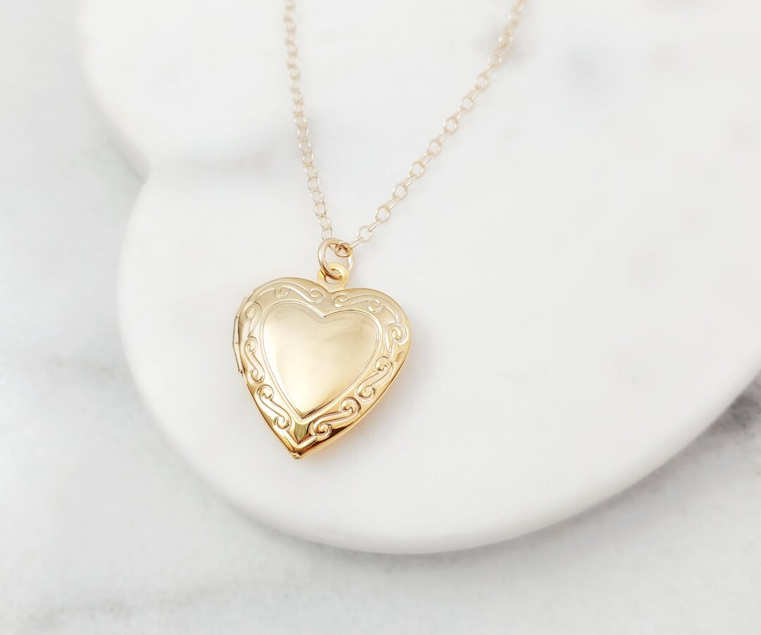 GOLD HEART LOCKET Opened Picture Locket for Photos, Romantic Victorian ...