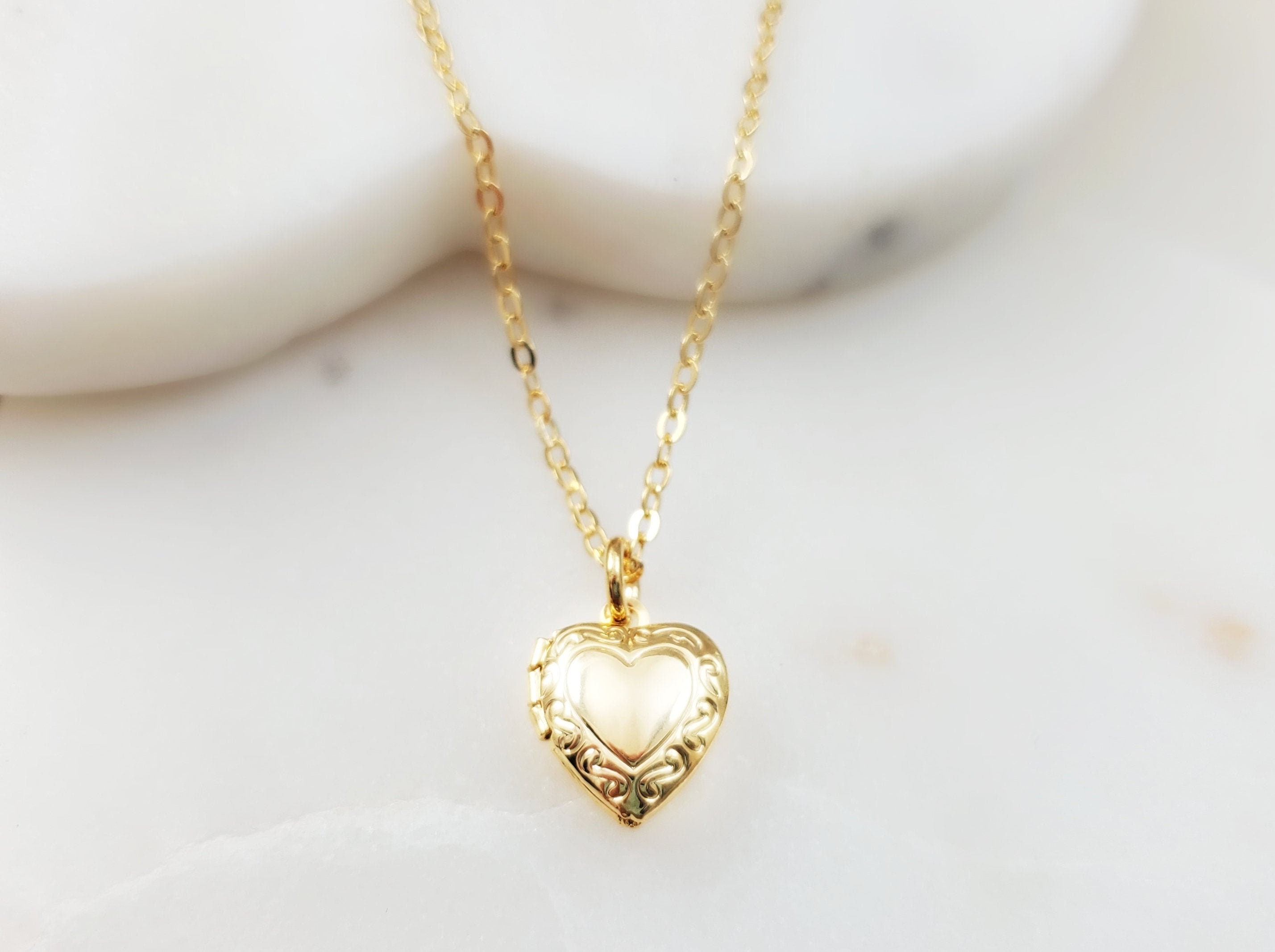 Our Pick: Catbird NYC Dollhouse Heart Locket 20 Brands That Make ...