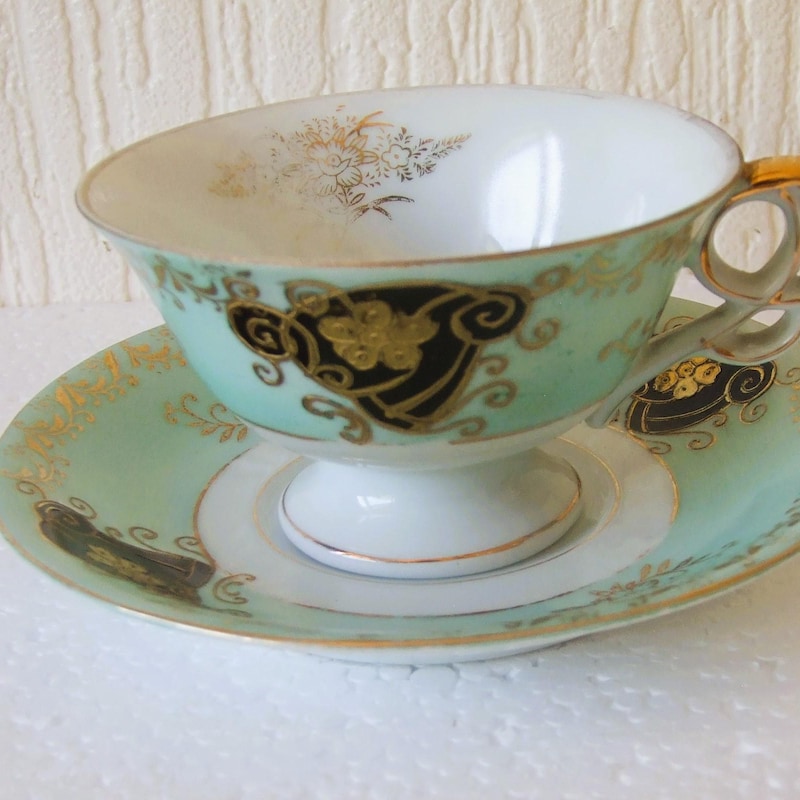 Footed Tea Cups - Etsy