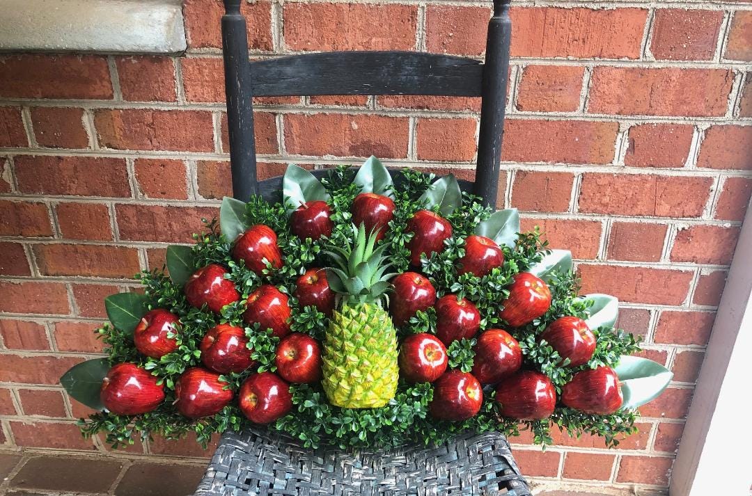 Williamsburg Style Apple Pineapple Fan: Classic Christmas Decor - Etsy
