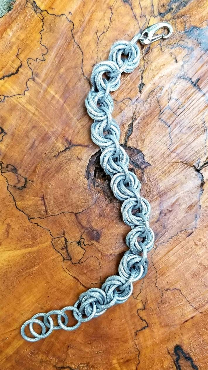 Mobius Ball Bracelet - Etsy