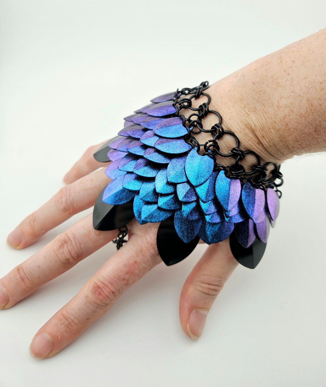 Mermaid Scale Hand Armor Stardust - Etsy