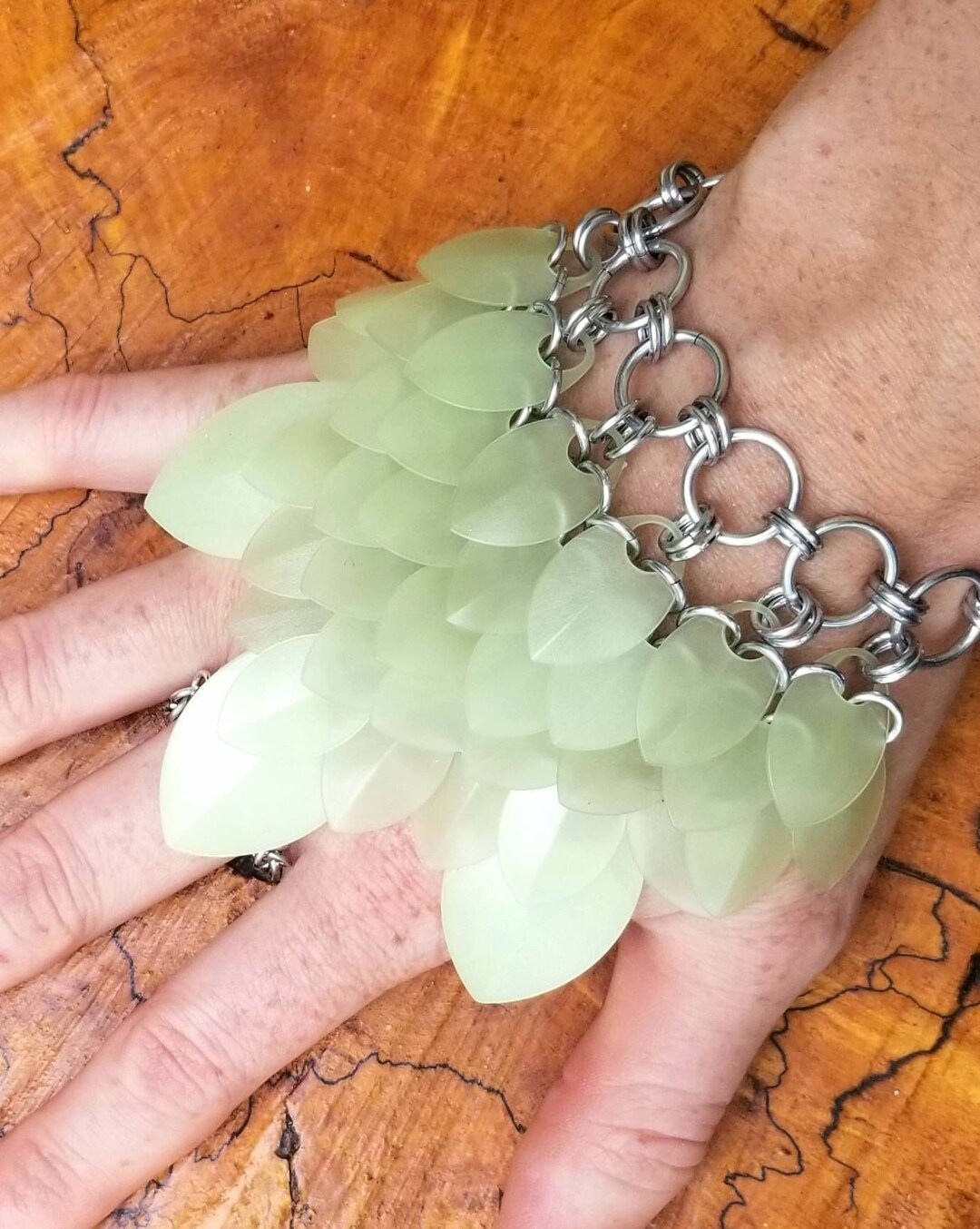 Small Dragon Scale Hand Armor •glow in the Dark• - Etsy