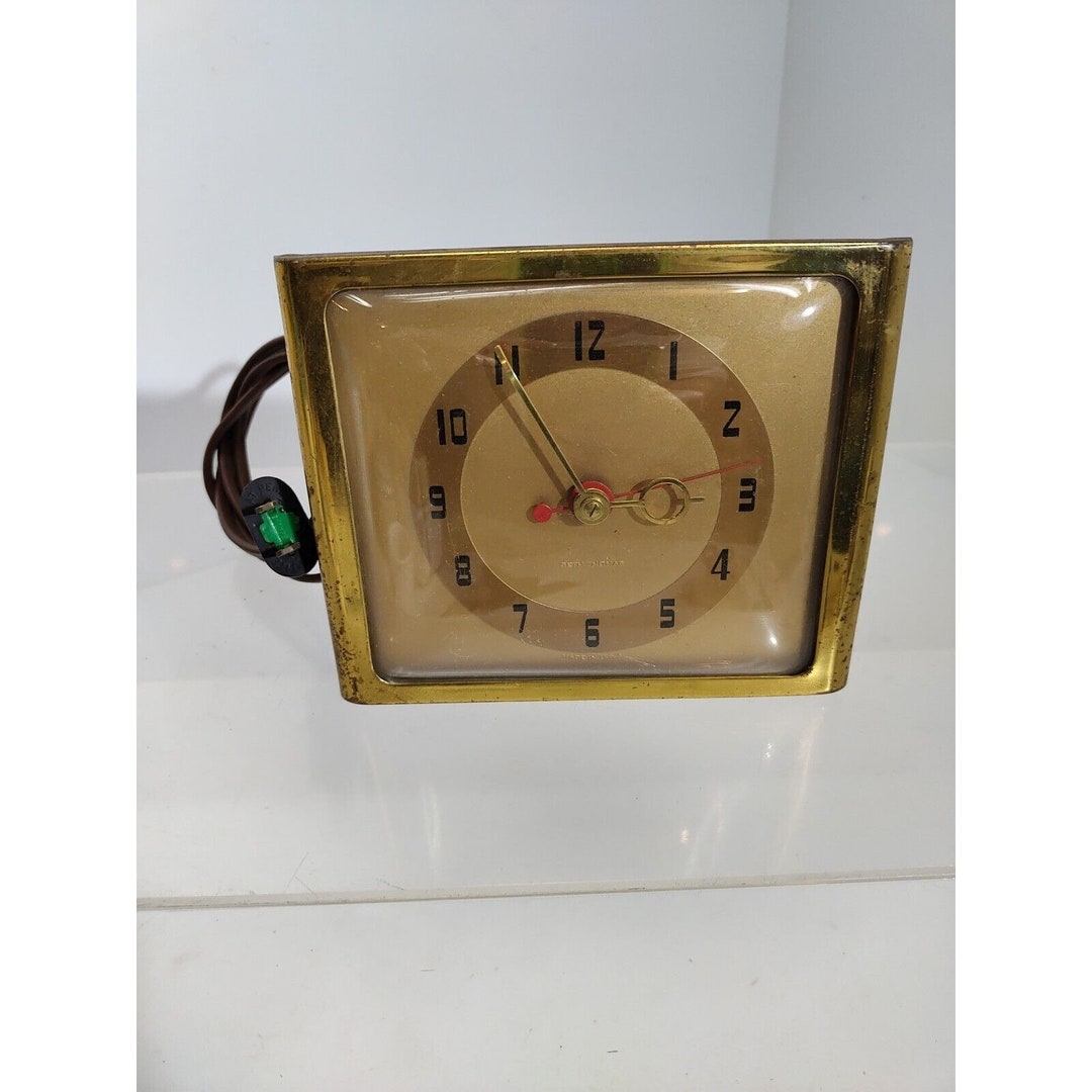 Seth Thomas Desk Clock Vintage MCM Brass & Metal, Works Well, 6 X 5 - Etsy