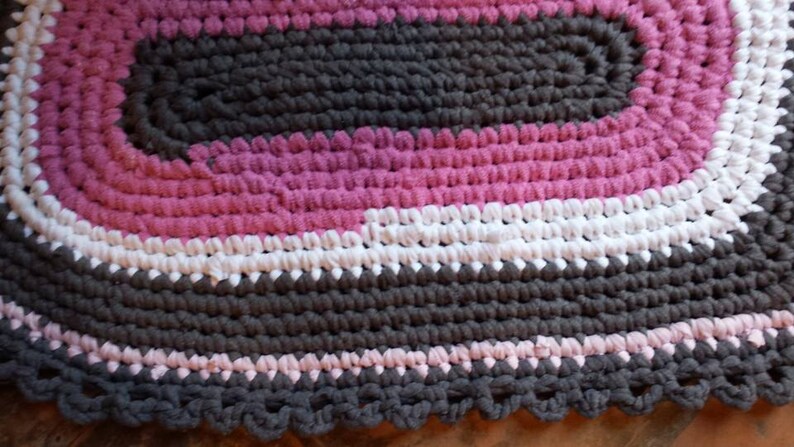 Crocheted Rag Rug Oval OOAK 32 X 20 Pink Grey White Bath Rug Porch Rug ...