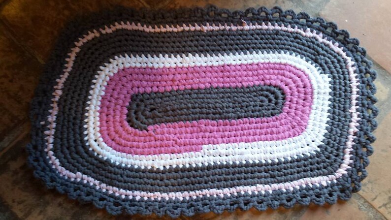 Crocheted Rag Rug Oval OOAK 32 X 20 Pink Grey White Bath Rug Porch Rug ...