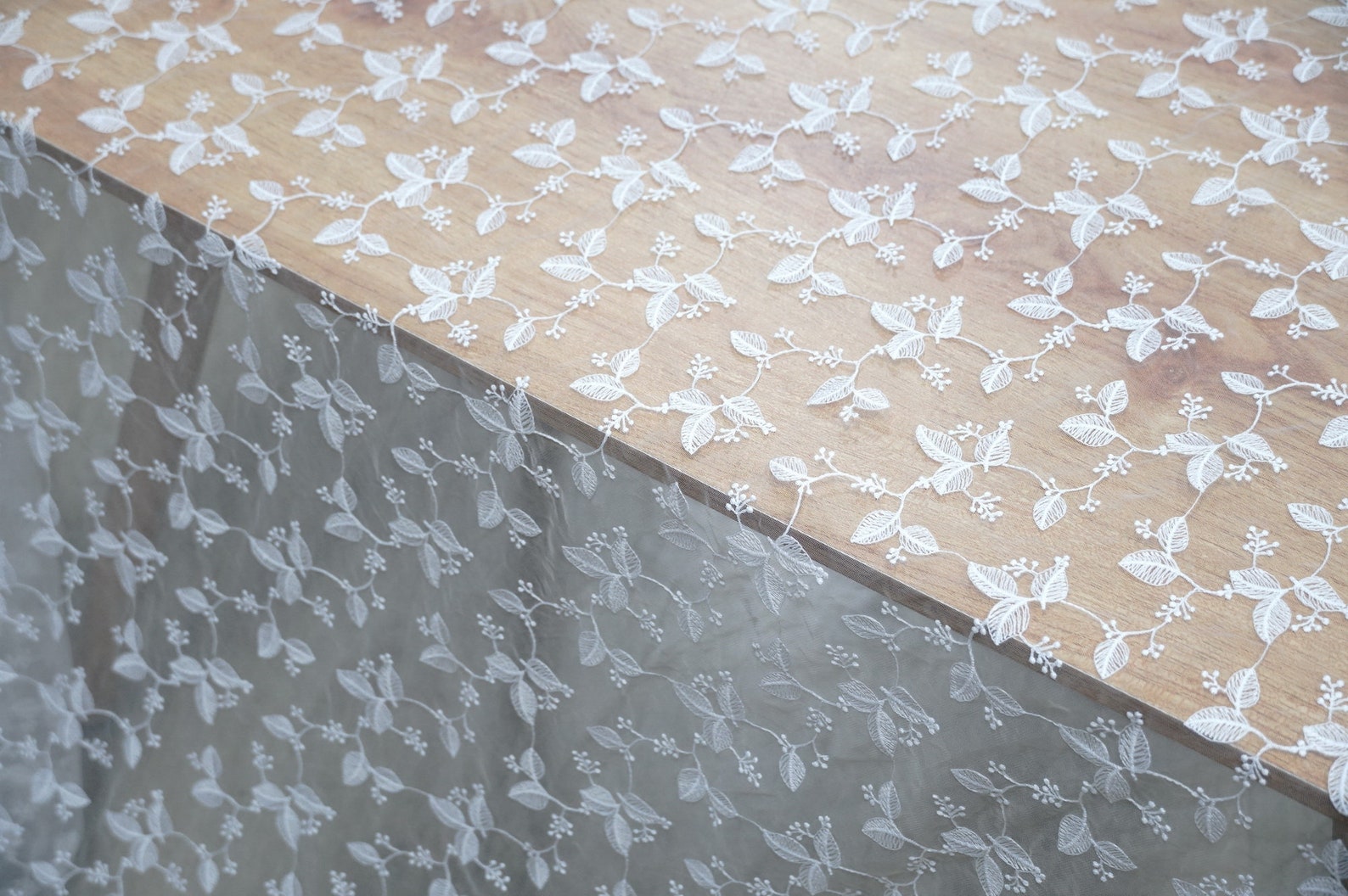 Off white Leaves Embroidered Mesh Lace Wedding Dress Fabric | Etsy