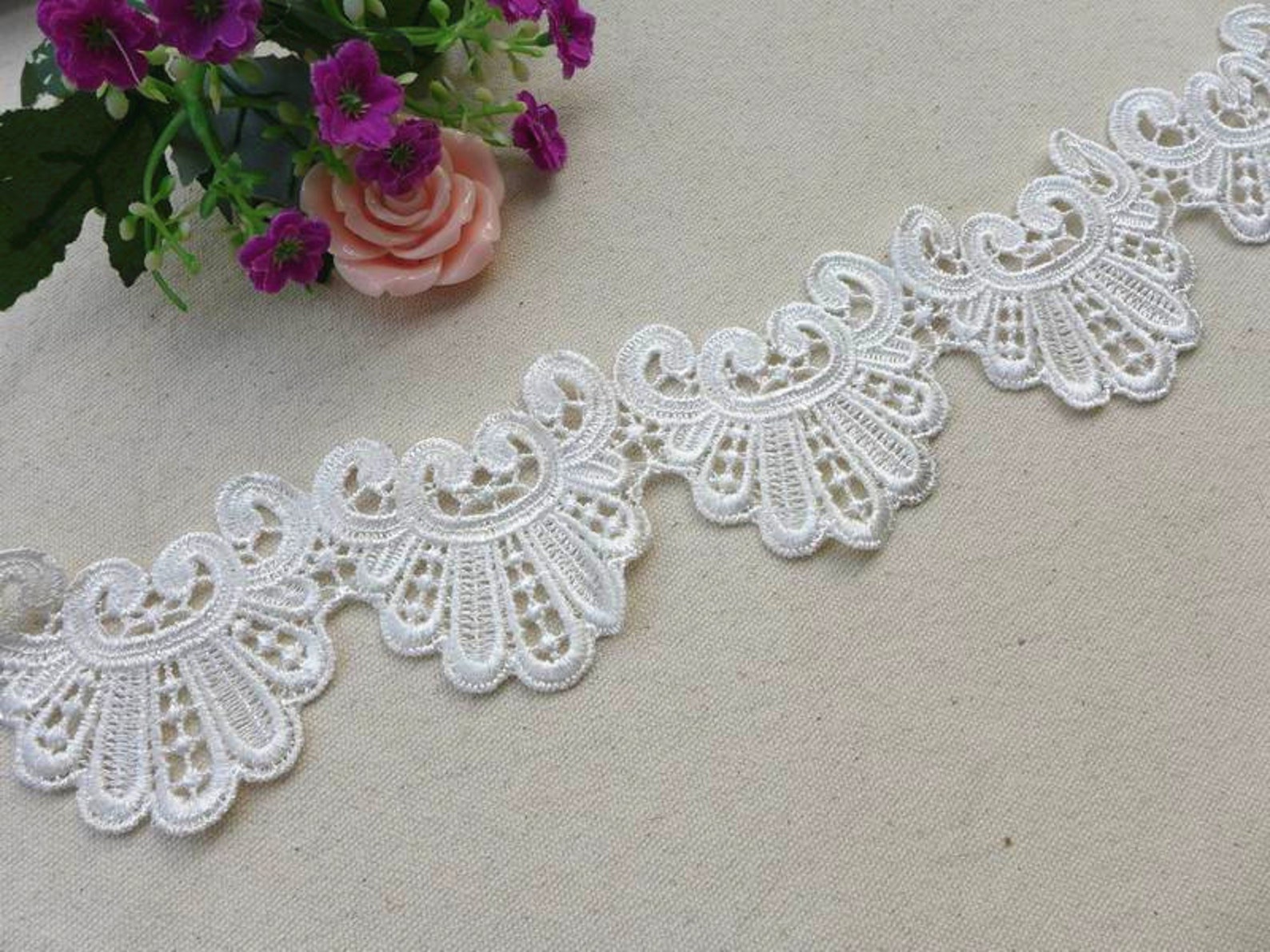 Venice Style Scalloped Lace Trim in White for DIY Wedding, Appliques ...