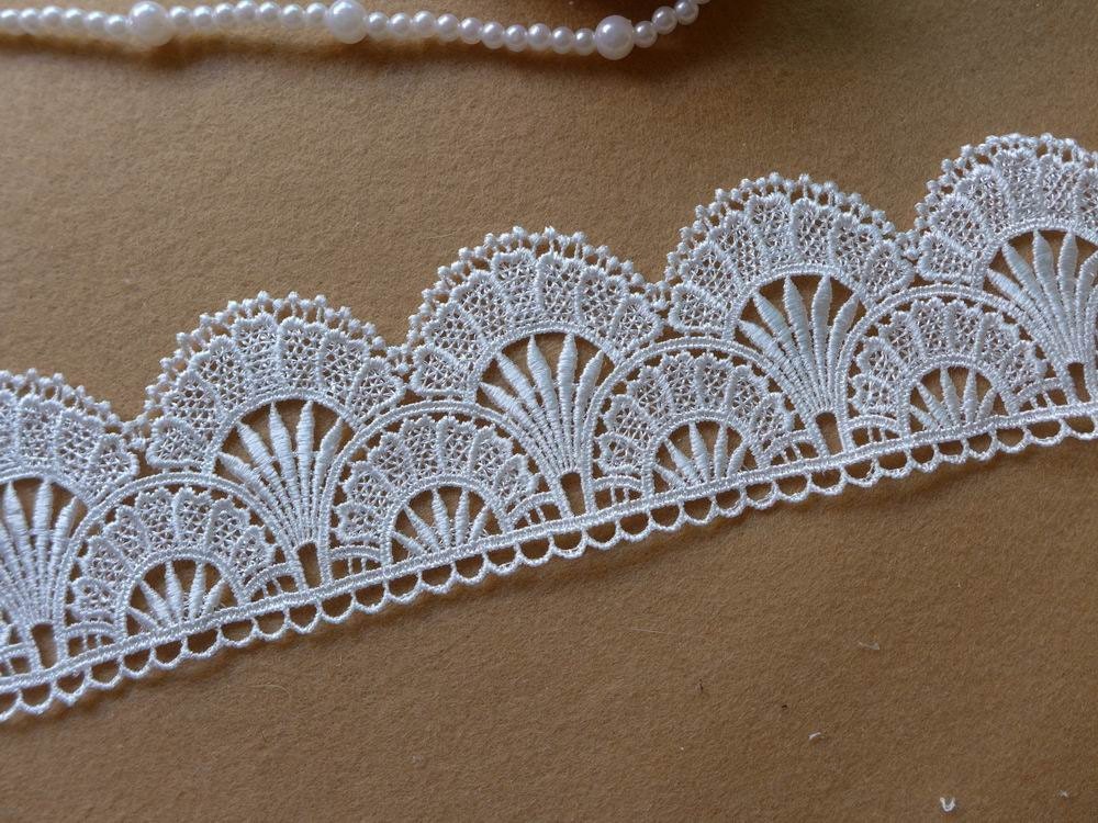 White Scalloped Lace Trim for Weddings Collar Applique | Etsy