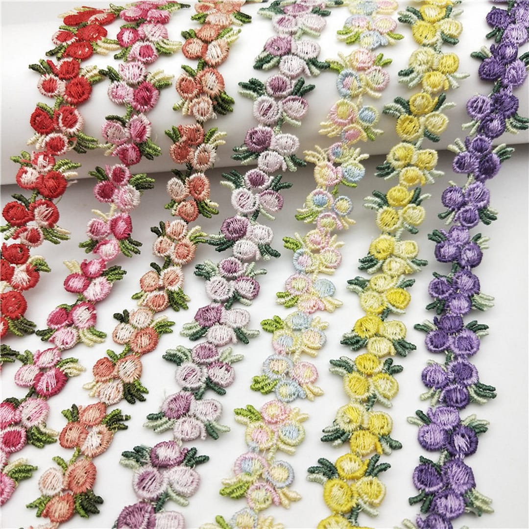 Delicate Floral Rococo Cherry Trim, Vintage Style Embroidered Lace ...