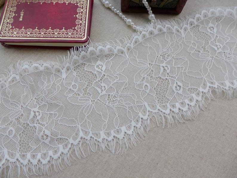 White Lace Scallop Lace Trim Delicate Eyelash Lace Border | Etsy
