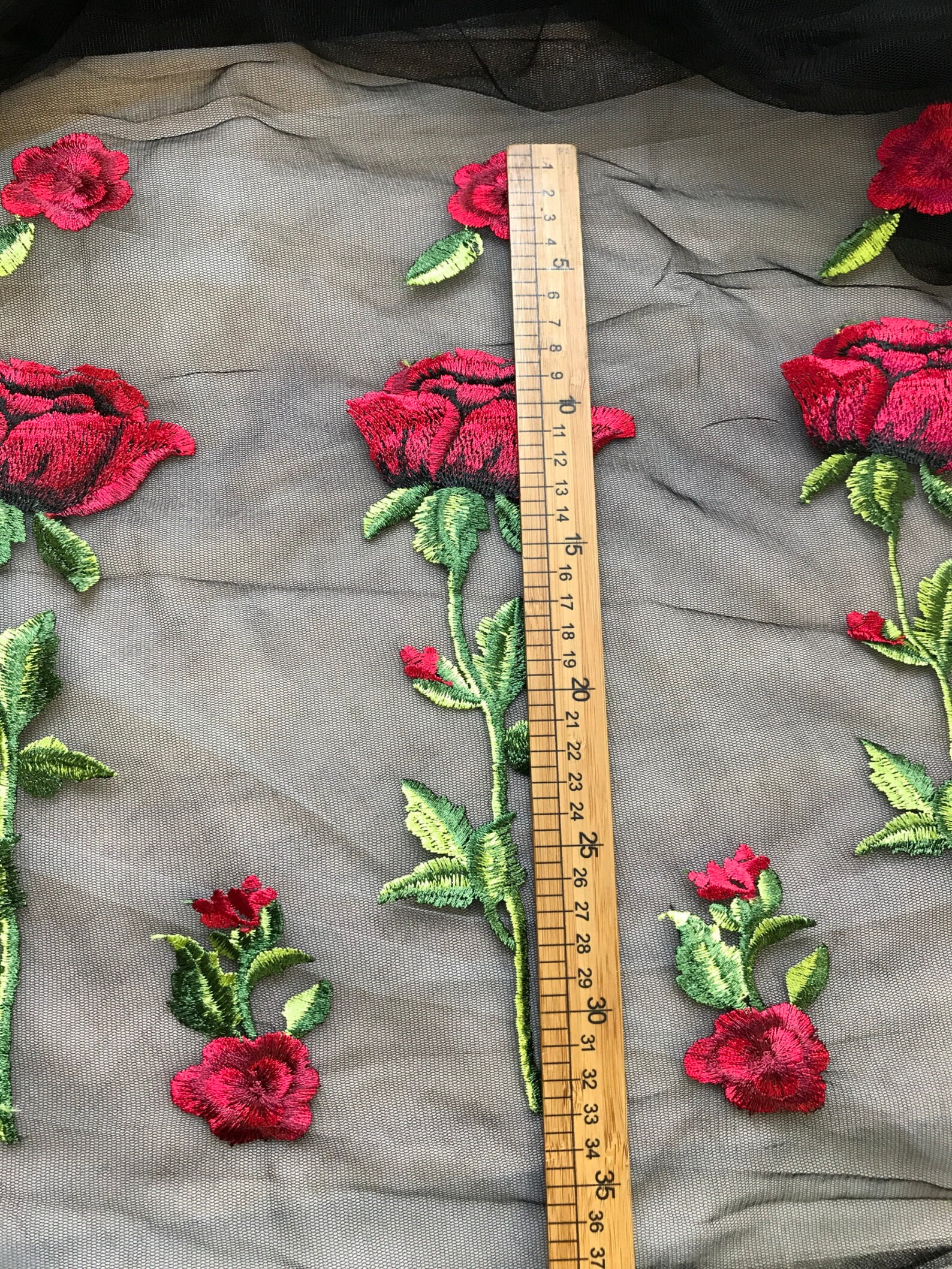 Beautiful Red Rose Flowers Lace Fabric Soft Black Tulle Fabric for ...