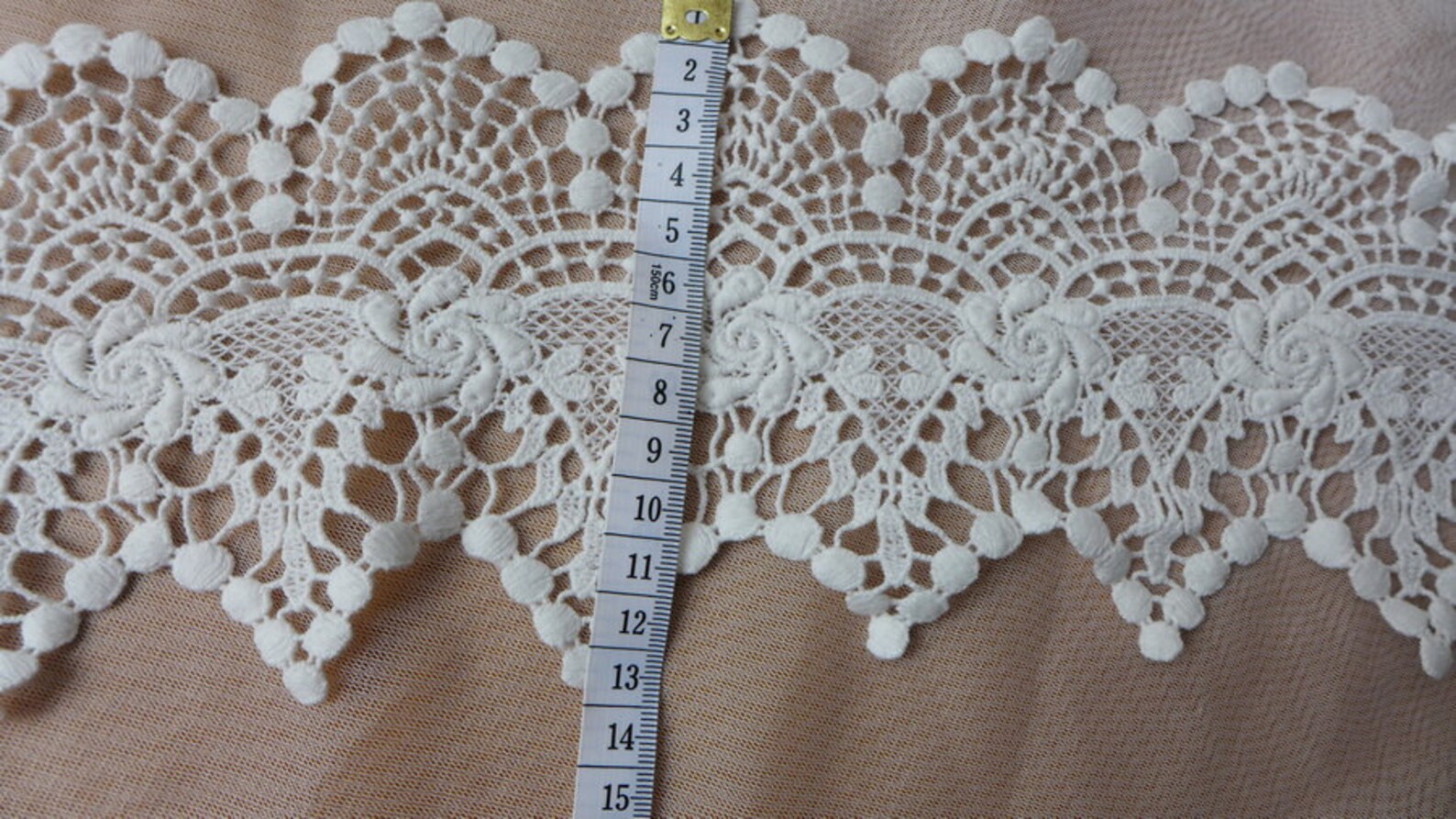 Retro Style Scalloped Lace Cotton Lace in Off white Chic | Etsy