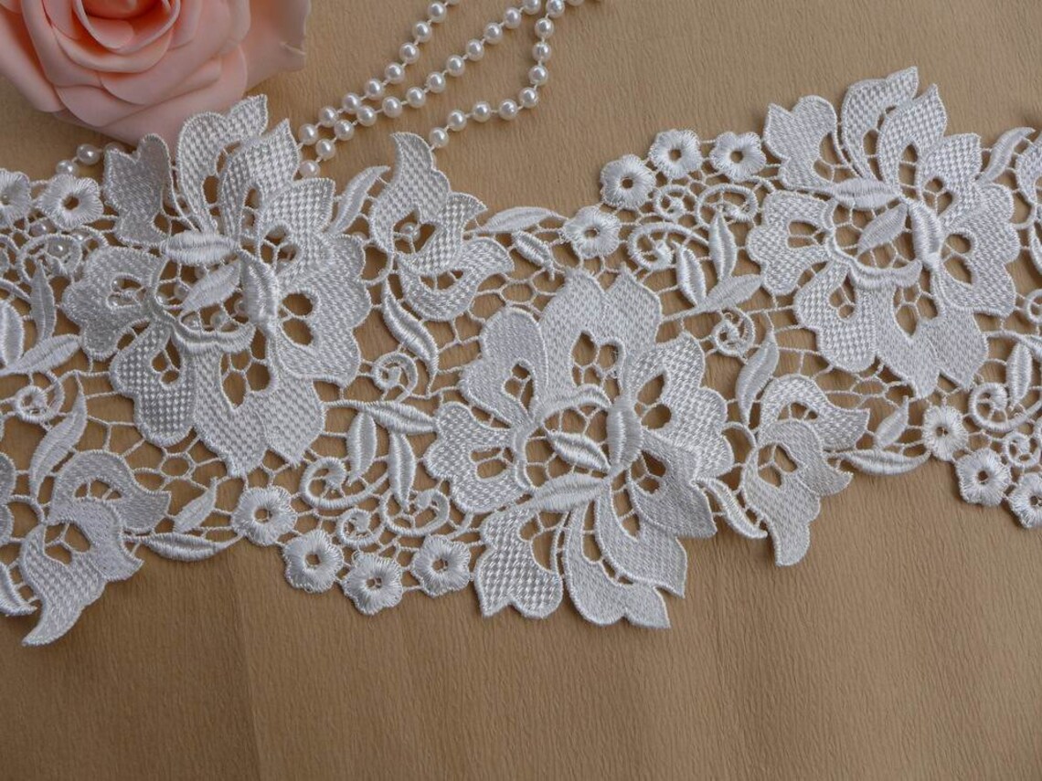 White Lace Trim With Rose Design, Chic Venise Lace Fabric Trims ...