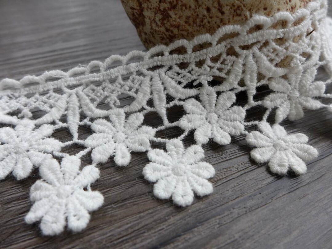 Beautiful White Lace Trim Cotton Floral Lace Decorative Sewing 1.93 ...
