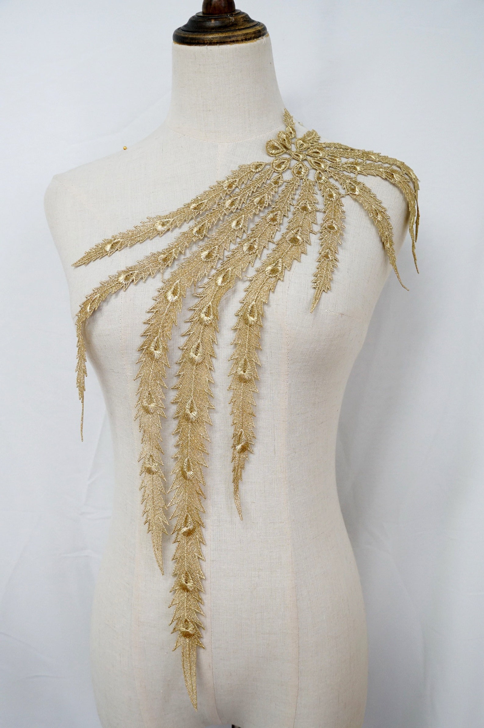 Gold Applique Venice Gold Thread Embroidery Trim Gold Peacock Lace ...