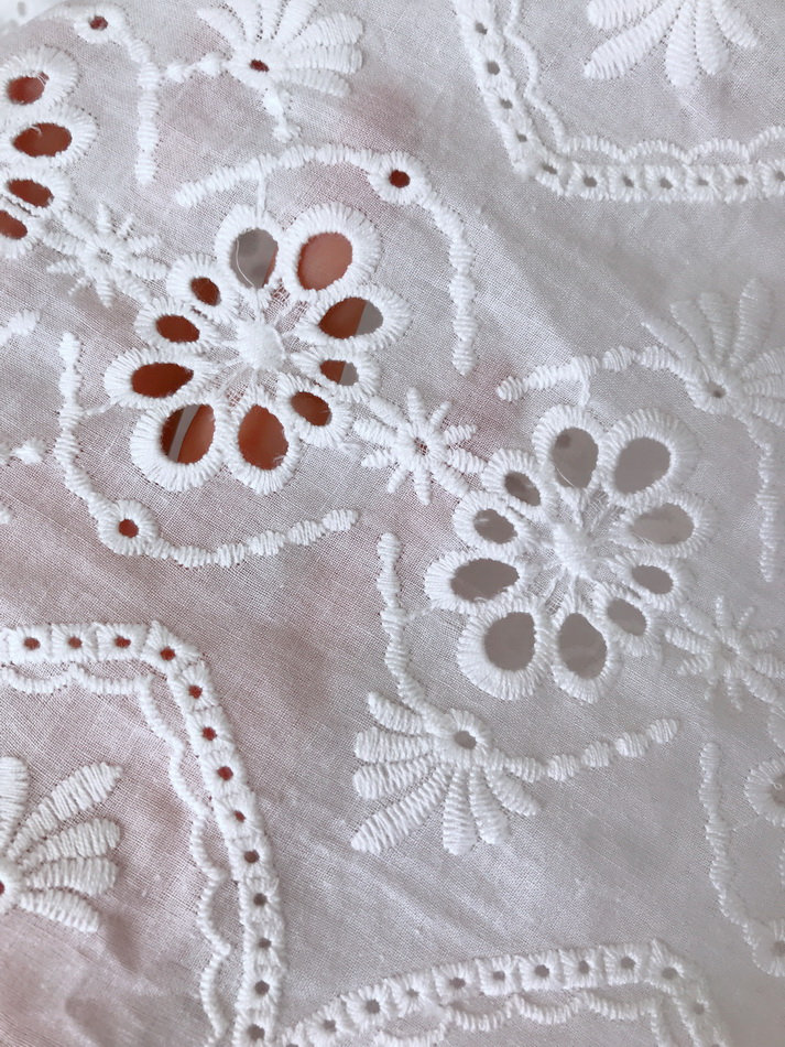 Scalloped Cotton Floral Fabric off White Eyelet Trim Fabric | Etsy
