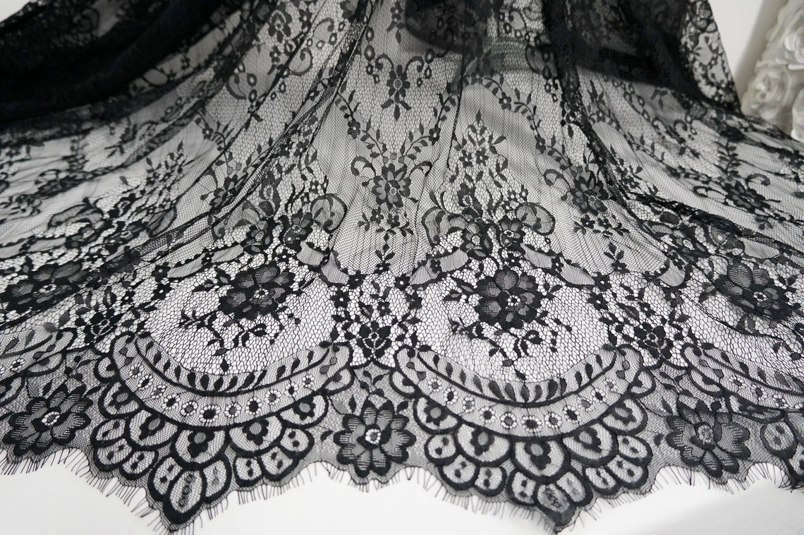 Black Chantilly Lace Delicate Floral Scalloped Eyelash Fabrics for ...
