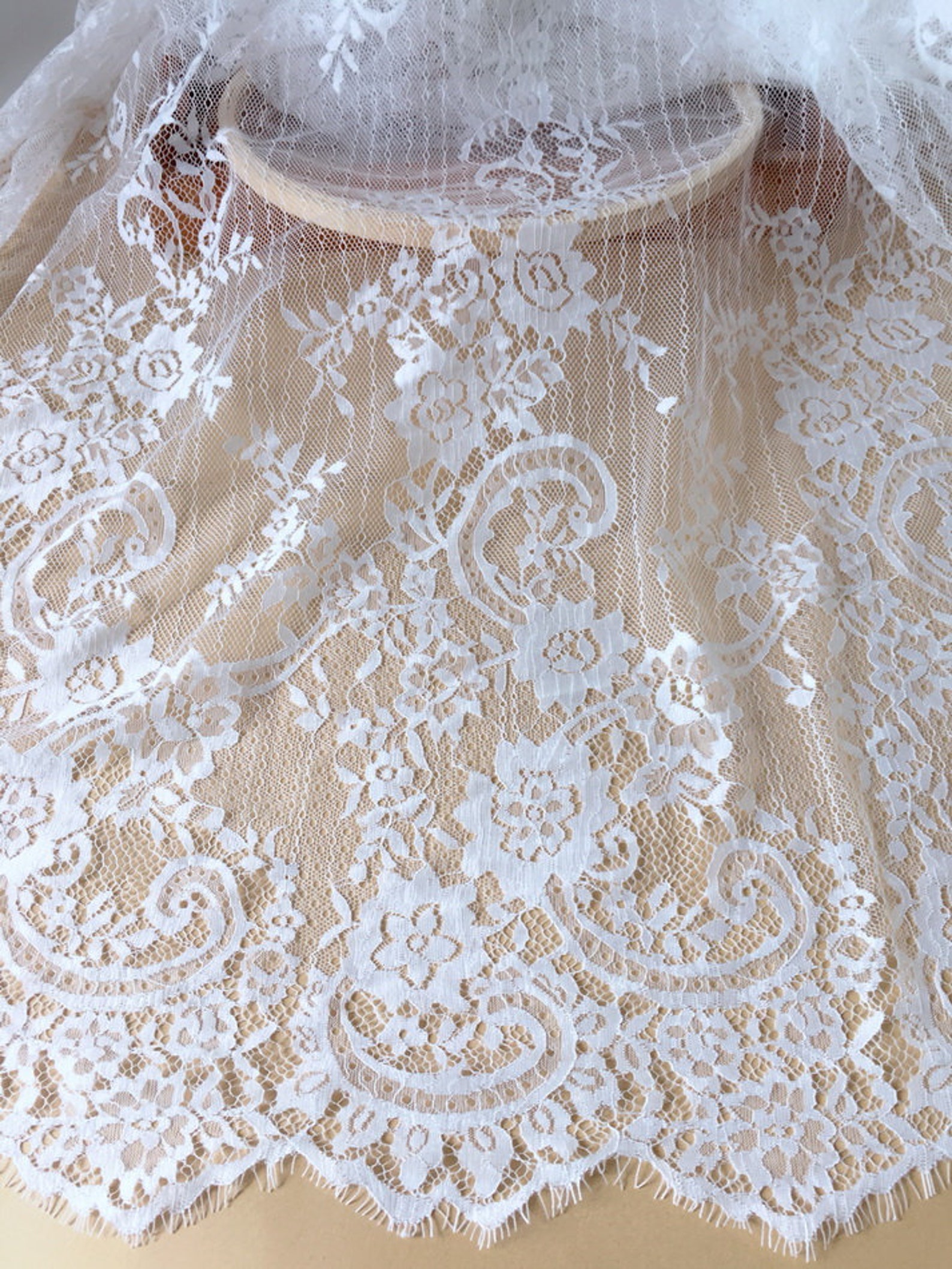 French Chantilly Lace Scalloped Floral Motifs in off White for Lace ...