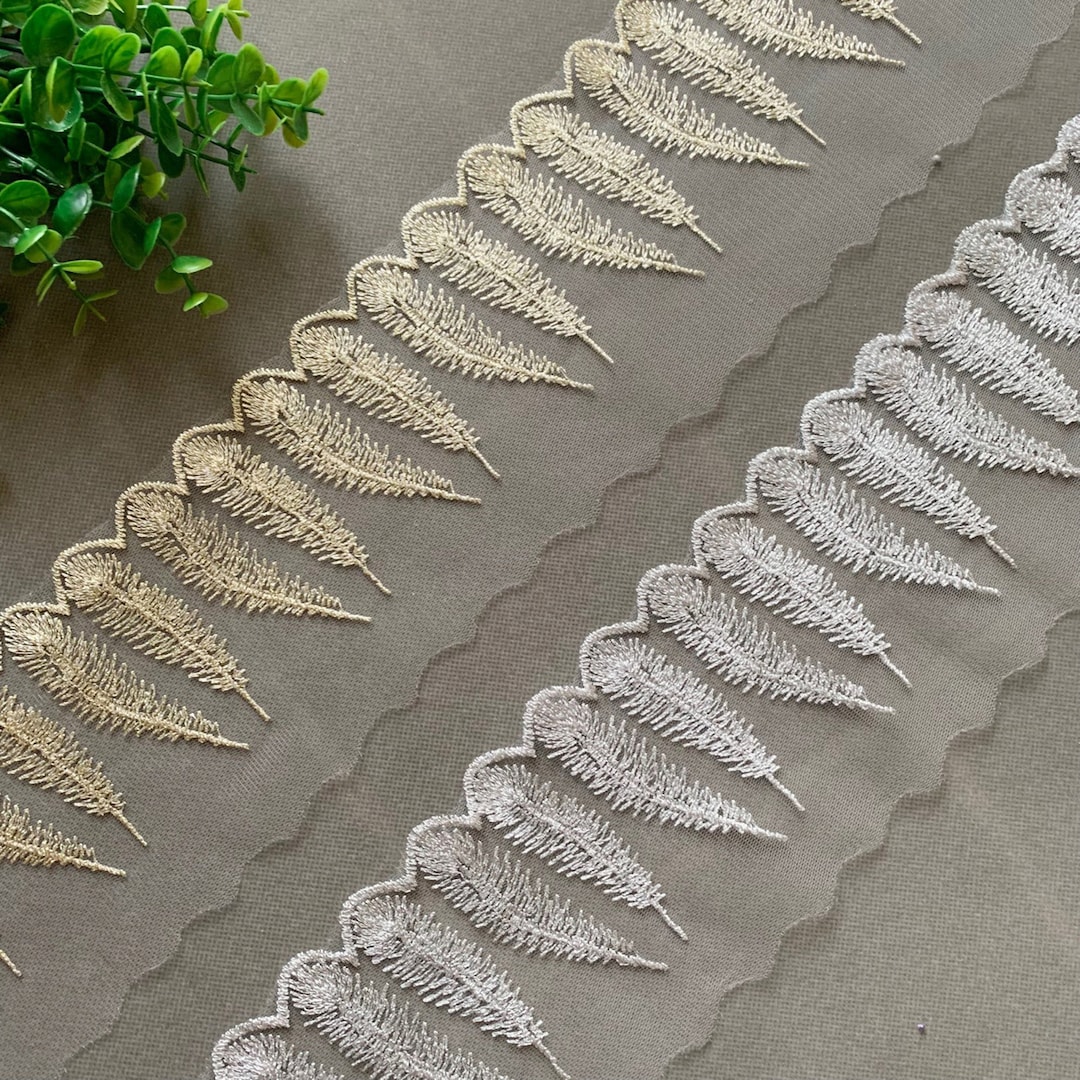 Retro Style Gold / Silver Feather Embroidered Netting Lace for Dresses ...