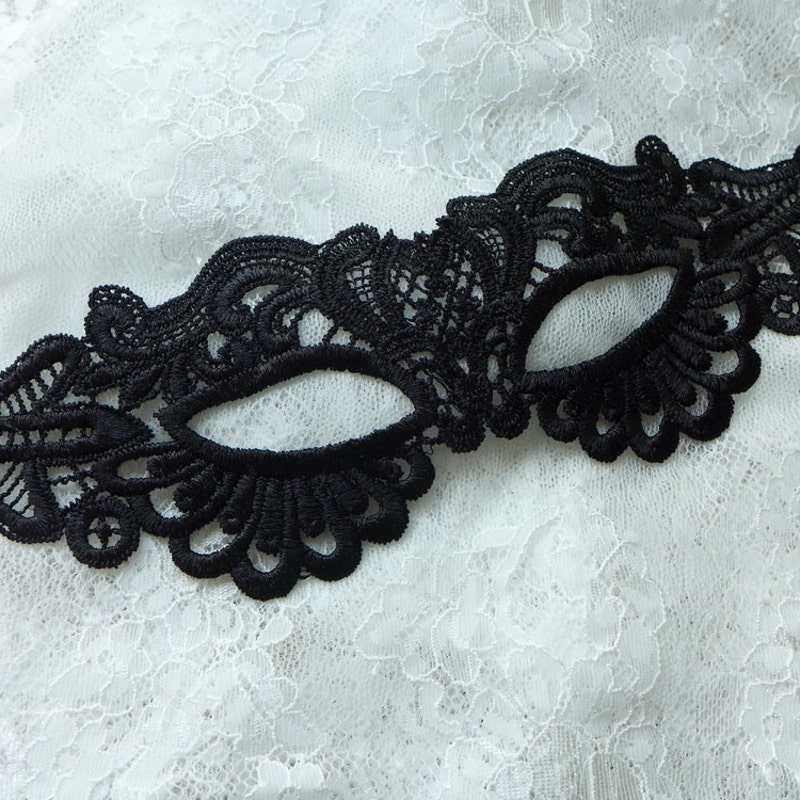Lace Mask - Etsy
