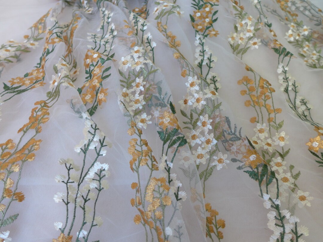 Daisy Flower Fabric Yellow and off White Flowers With Green - Etsy