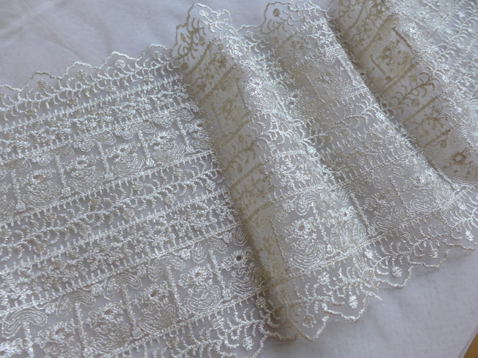 Gold Lace Fabric Trim Gold Thread Embroidery Tulle Lace | Etsy