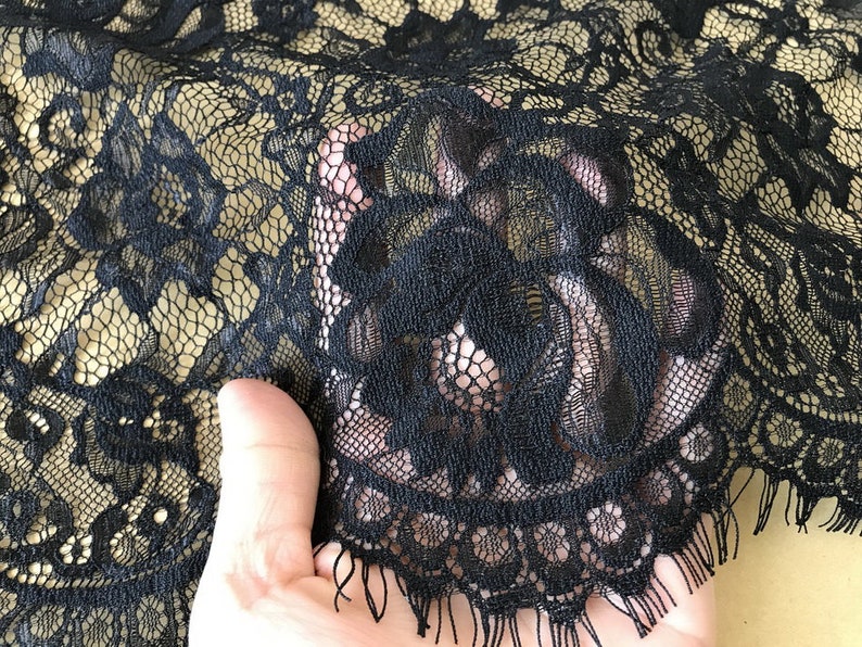 French chantilly lace graceful rose flower lace delicate | Etsy