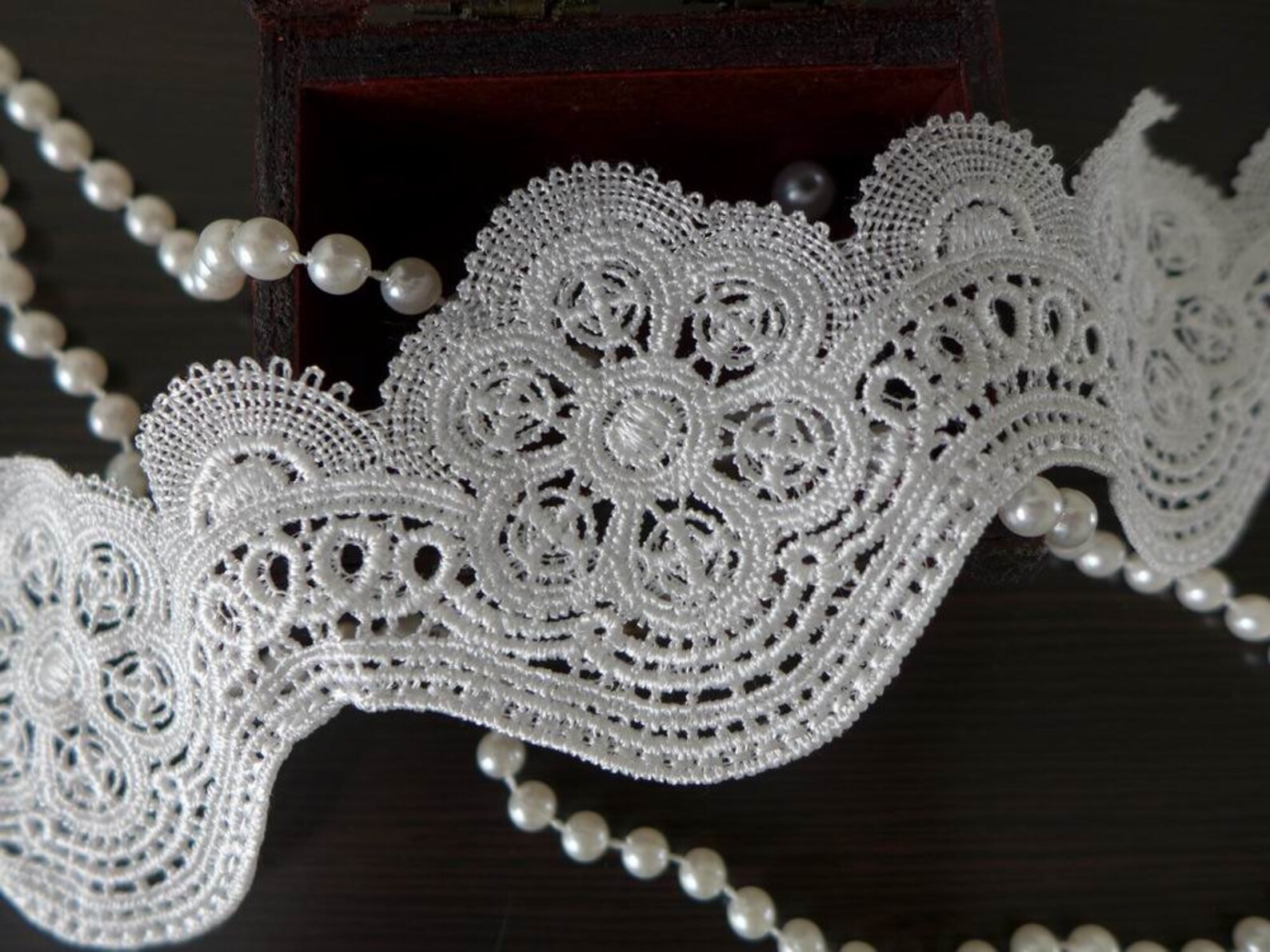 Vintage White Lace Trim Retro Rococo Lace Scalloped and - Etsy