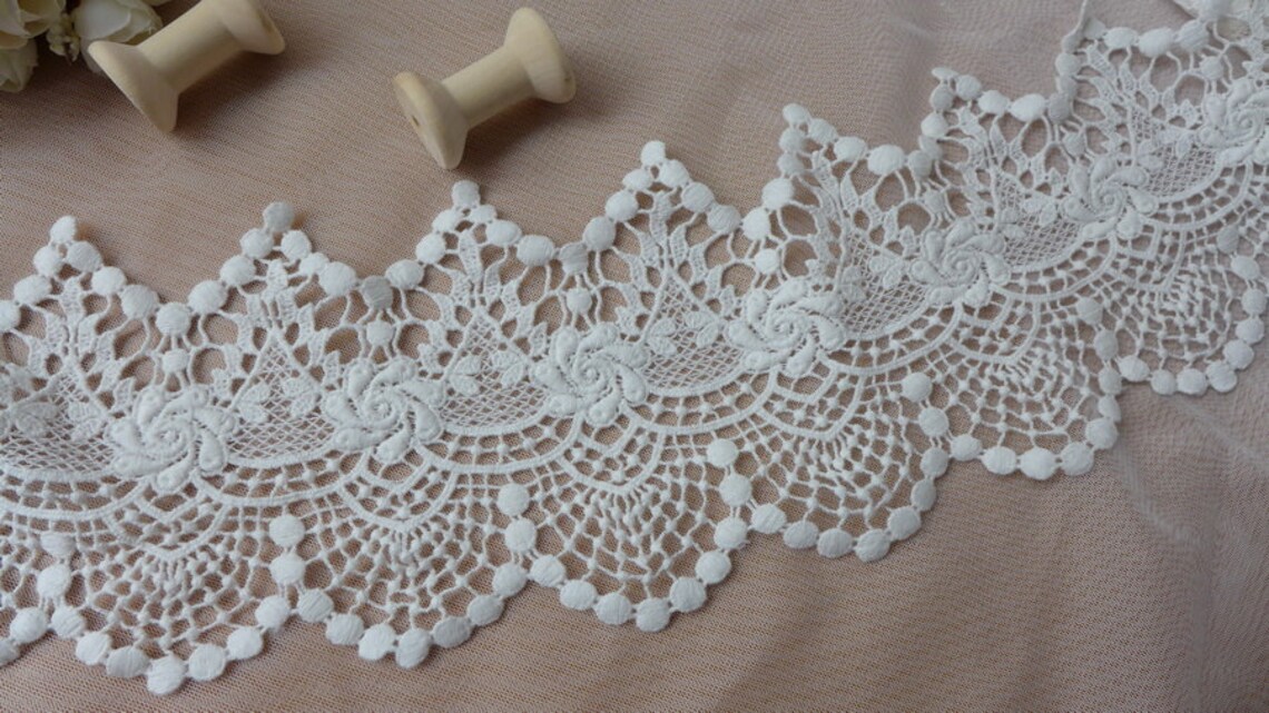 Retro Style Scalloped Lace Cotton Lace in Off white Chic | Etsy