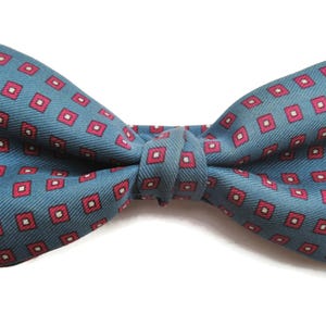 Pierre Cardin Bow Tie Blue Red Small Geometric Patterned Silk Dicky ...