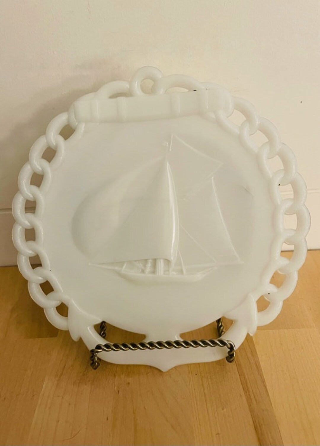 Westmoreland Sailboat Yacht Plate Milk Glass - Etsy