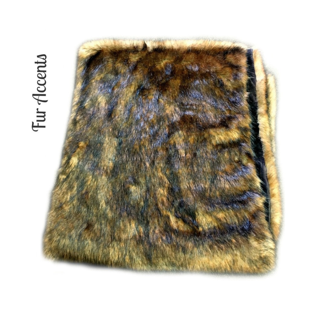 Golden Brown Bear Skin - Wolf Throw Blanket - Premium Faux Fur - Rich ...