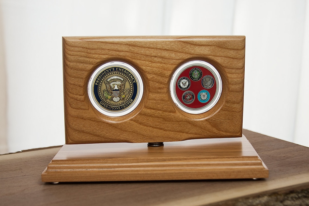 Challenge Coin 2-coin Rotating Display - Natural Woods - Perfect for ...