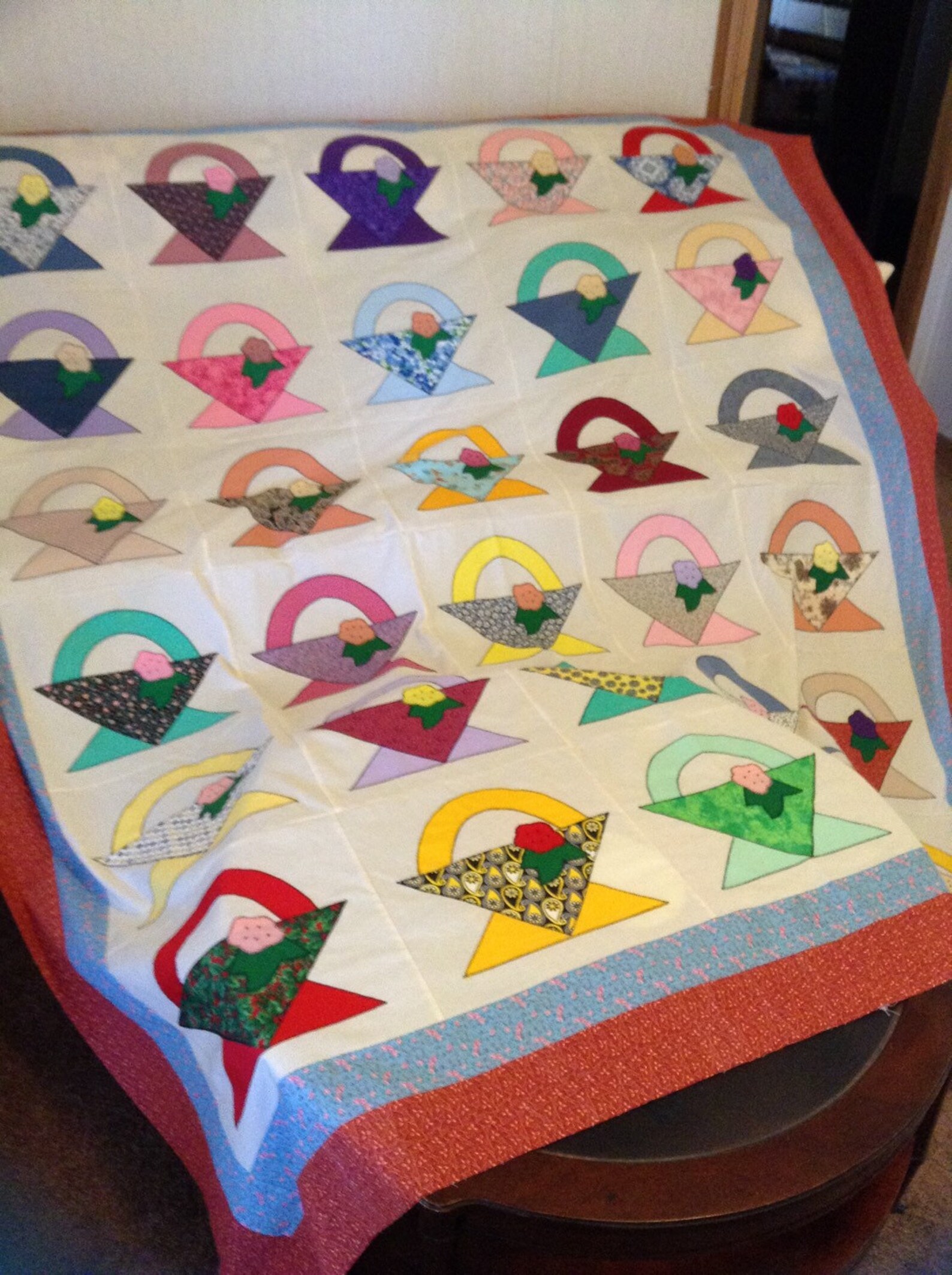 Beautiful Applique Flower Basket Quilt Top - Etsy