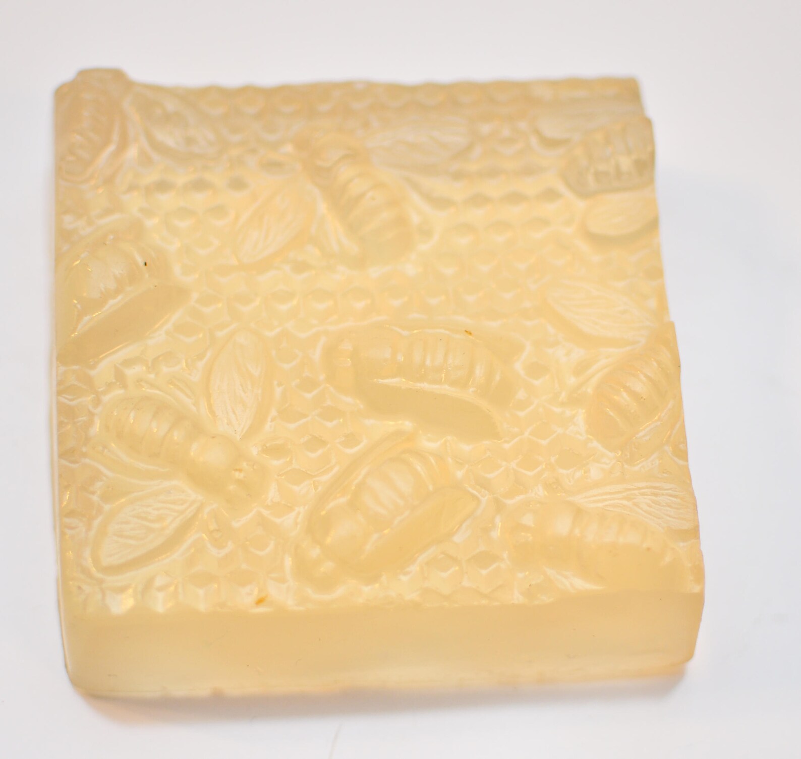 6oz Honey Bee Soap- Bumble Bee Soap- Honey Comb Soap- Glycerin Soap ...