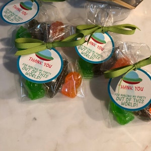 18 Space Them Soap Favors With Spaceship & Rocket Tags and Ribbon ...