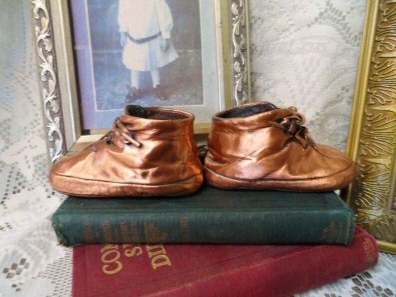 Old Bronzed BABY SHOES Bronze Baby Booties Old Time Etsy old-bronzed-baby-shoes-bronze-baby-booties-old-time-etsy
