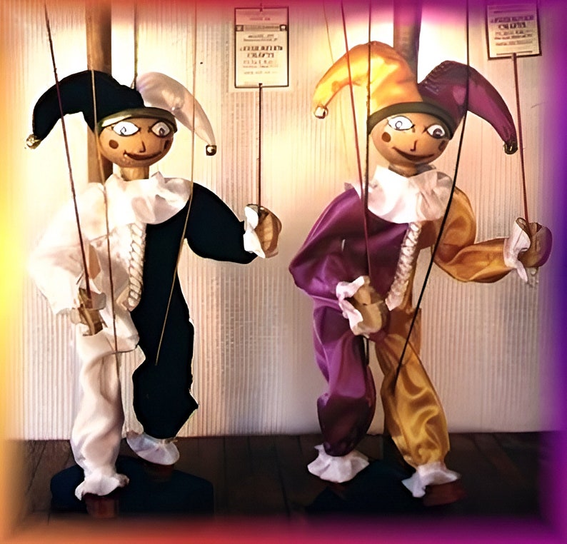 Pascal - Jester Clown 'motion-sculpture' - an Animated Wooden ...