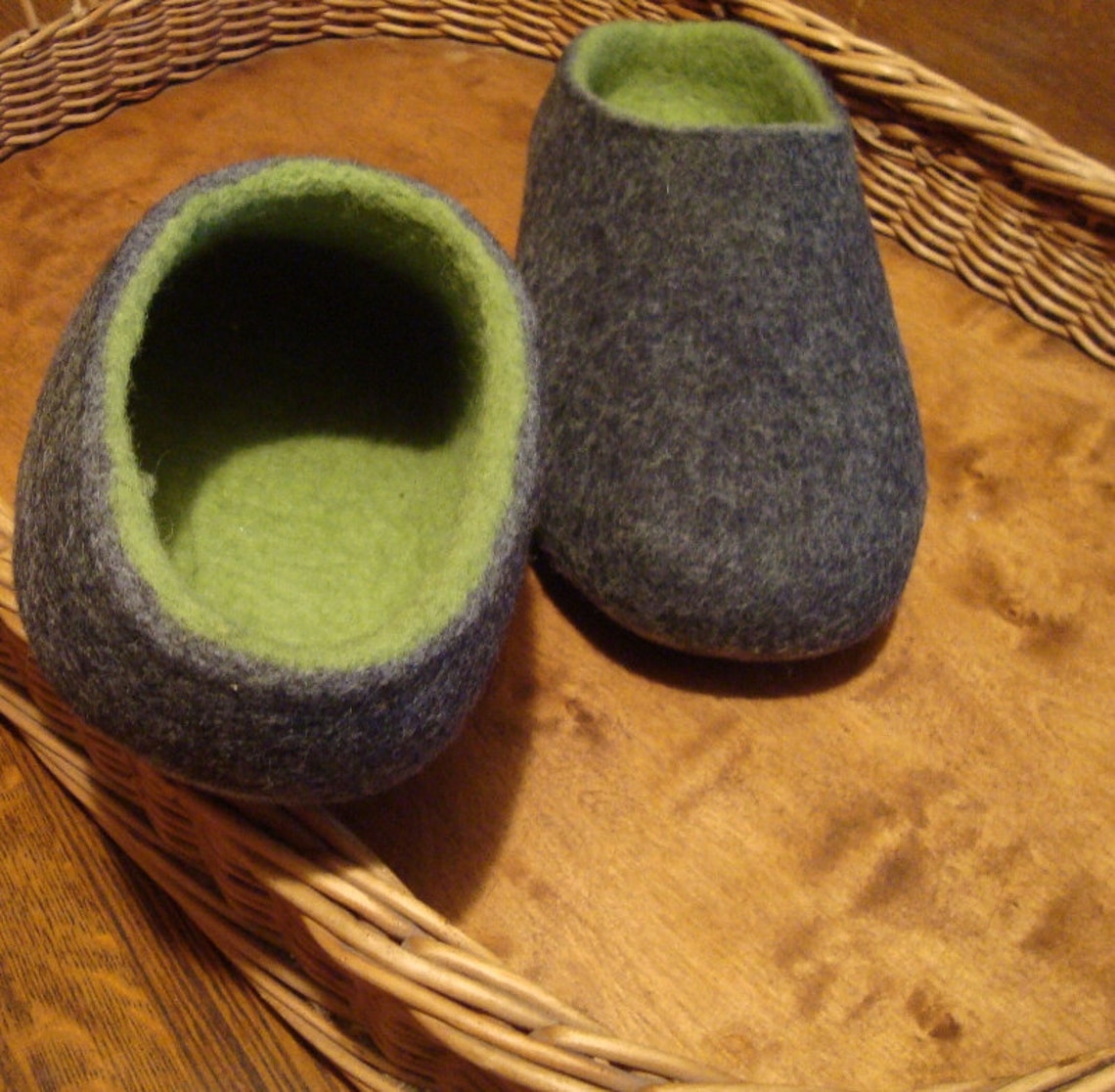 Felt Slippers Men Wool Home Shoes Dark Gray With Green Wool - Etsy