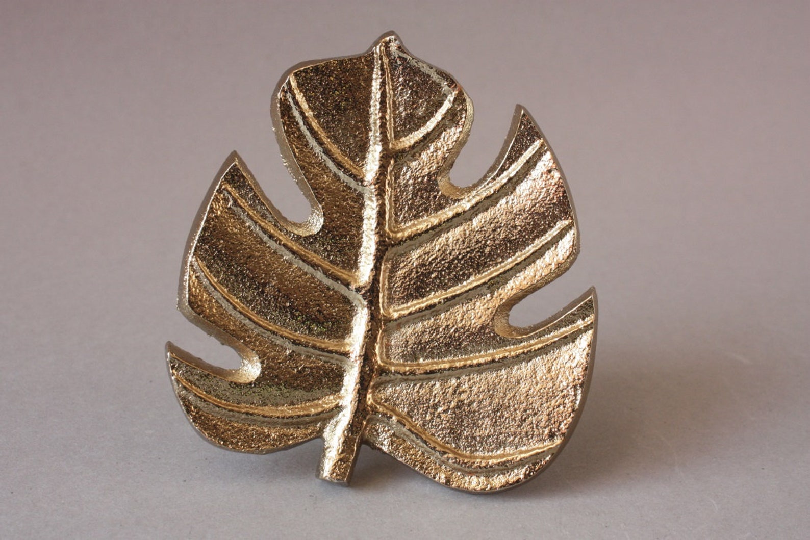 Monstera Door Knob 4.72", Leaf Handle for Chest of Drawers, Jungle Door ...