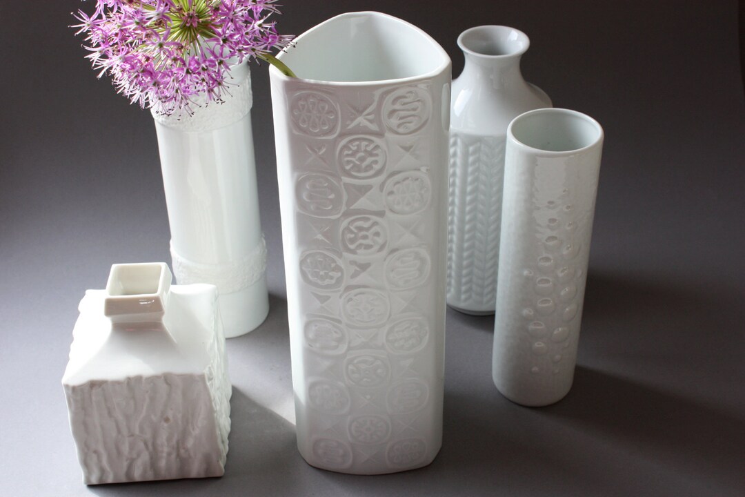 1 Alka Kunst Alboth & Kaiser White Vase Triangular, Porcelain, Germany ...